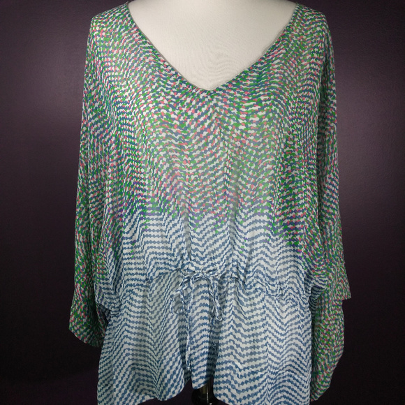 CAbi | Tops | Stunning Cabi Vintage Spring 22 Arts Tunic Nwot | Poshmark